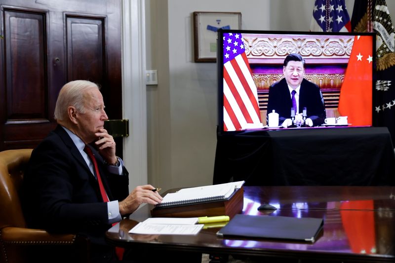 ANÁLISE-Reunião virtual de horas entre Biden e Xi rende pouca mudança ...